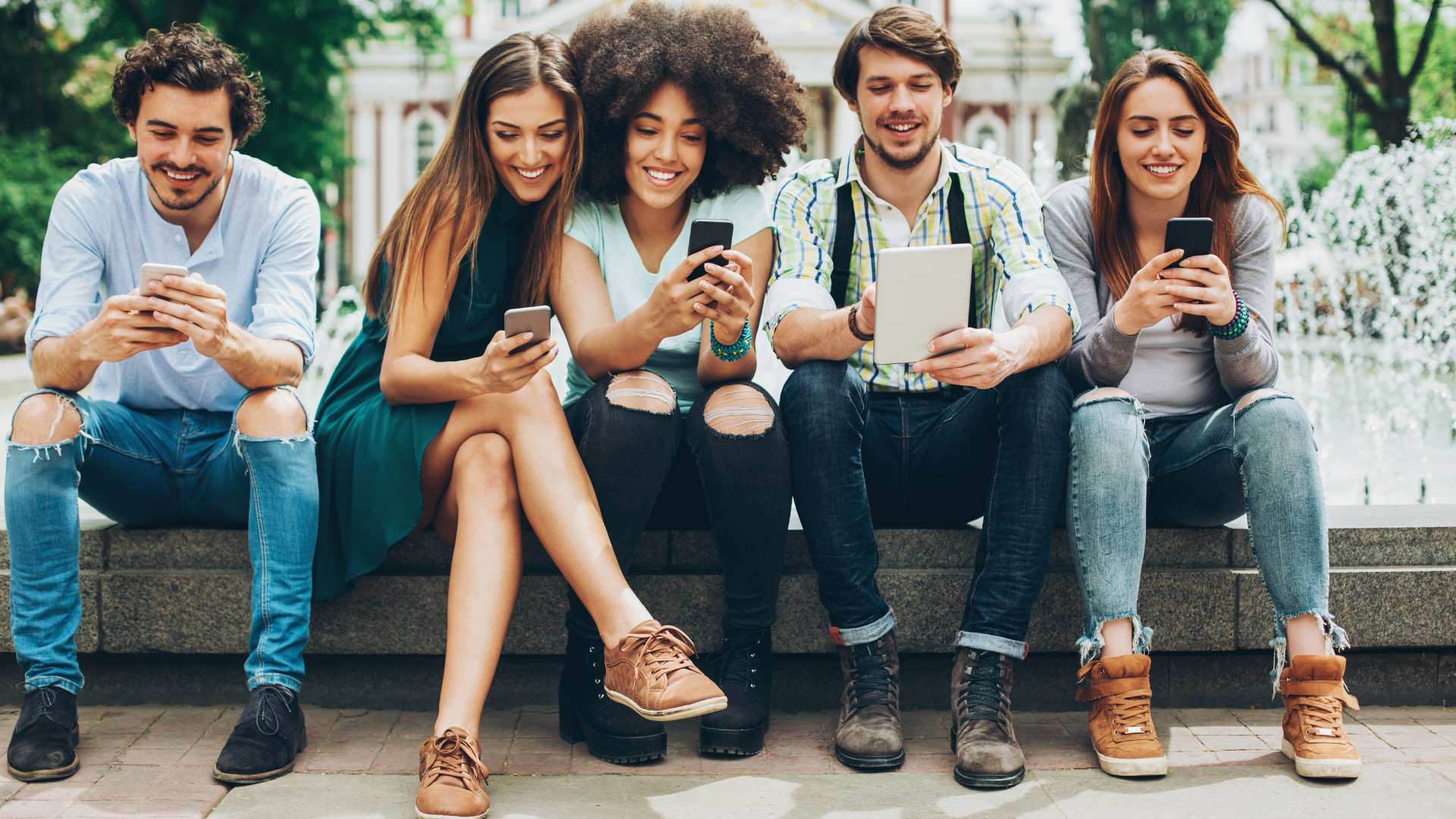 5 fördelar med att annonsera på Tiktok och Snapchat